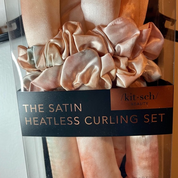 Kitsch | Hair | Nwt Kitsch Satin Heatless Curling Set | Poshmark